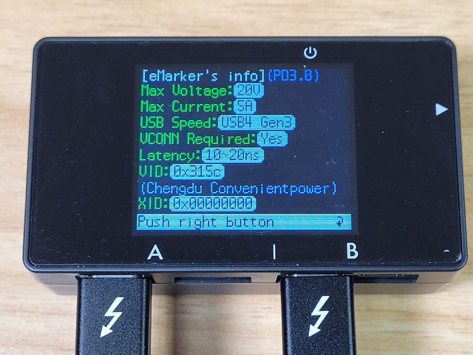 USB Cable Checker 3（UCC3）が届いたのでUSB Cable Checker 2（UCC2）と比較レビュー｜AMaGiの検証部屋