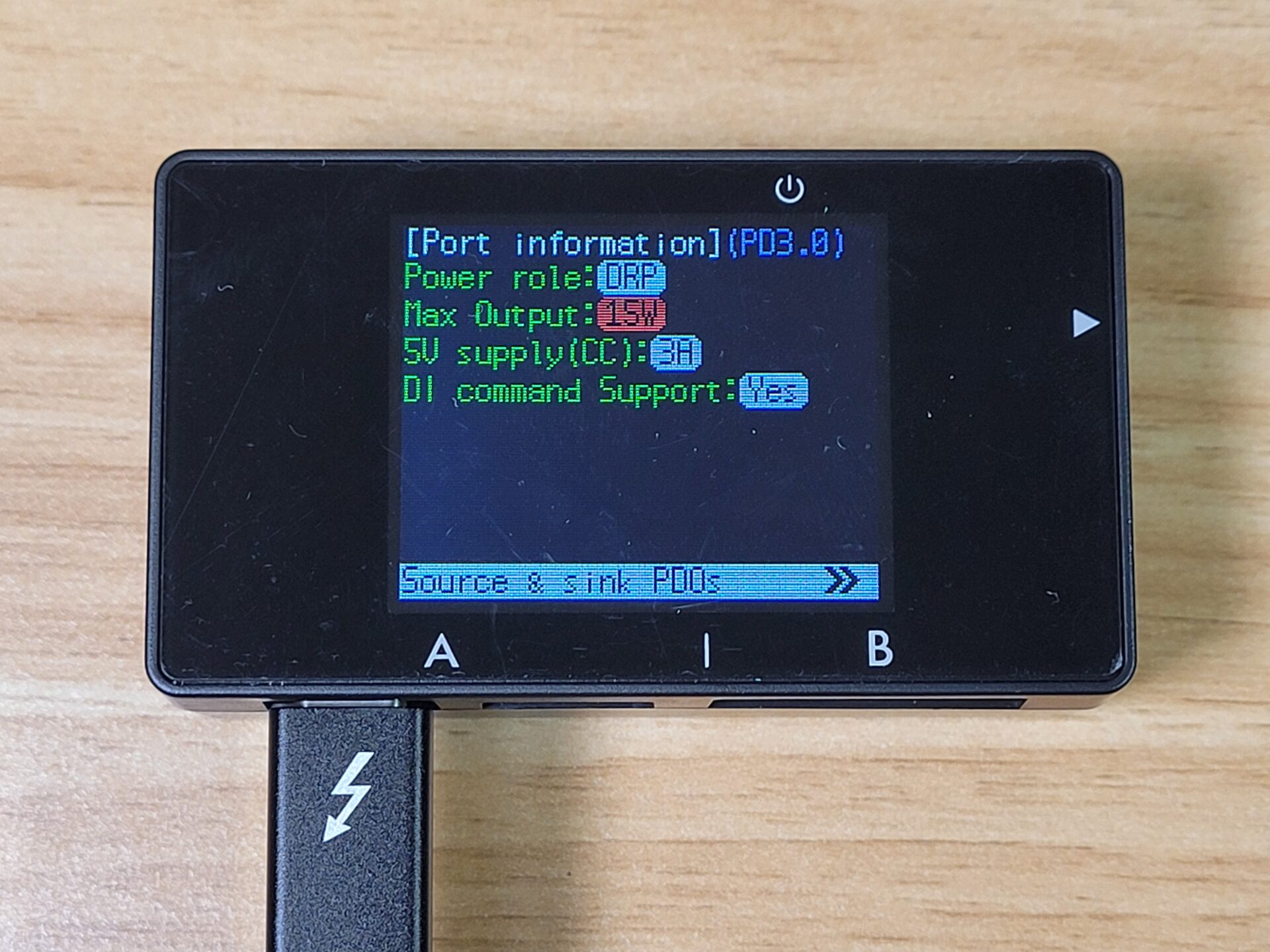 USB Cable Checker 3（UCC3）が届いたのでUSB Cable Checker 2（UCC2）と比較レビュー｜AMaGiの検証部屋